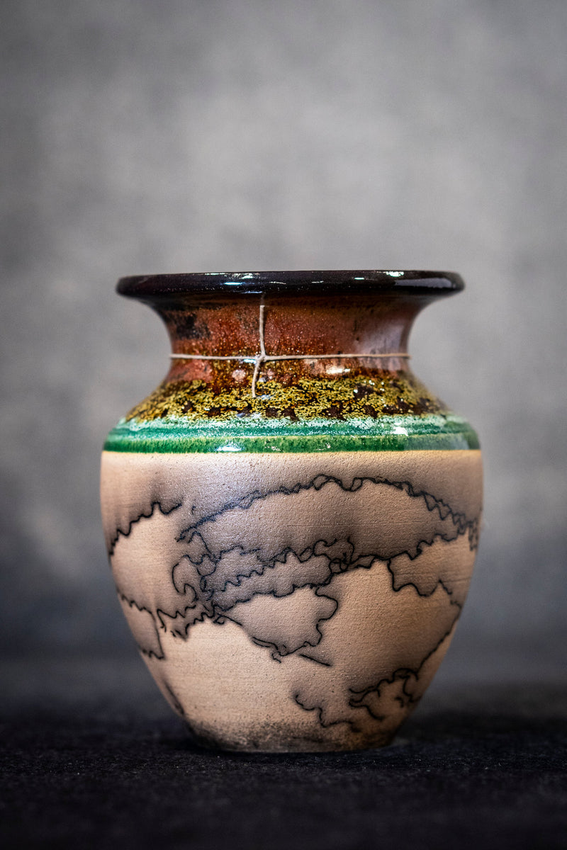 Bean Pot- Green Glaze – Ian Russell Gallery