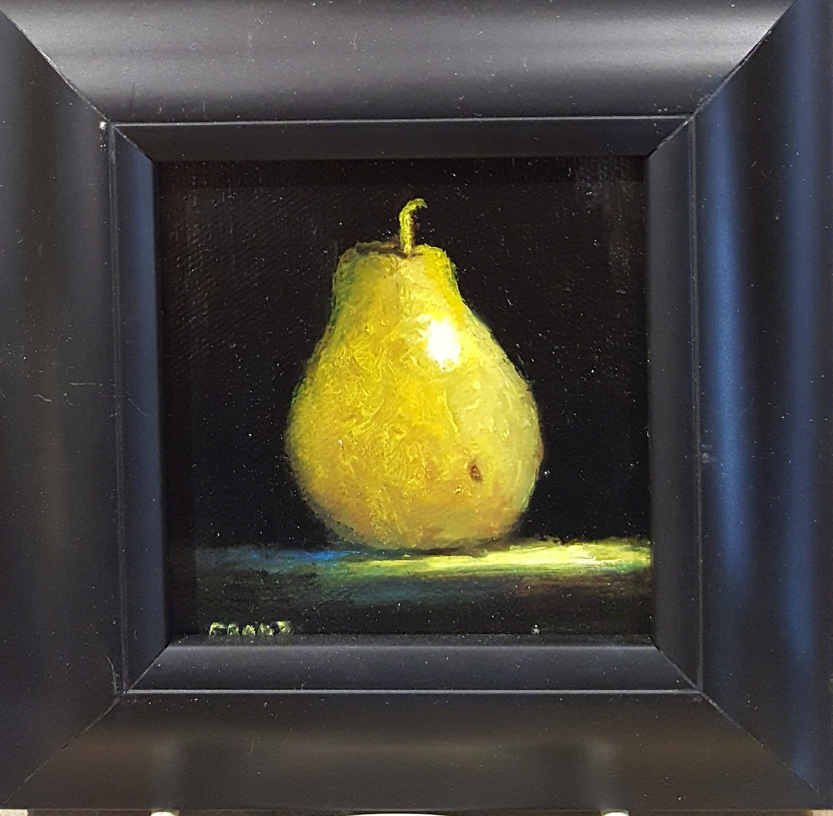 Yellow Pear – Ian Russell Gallery